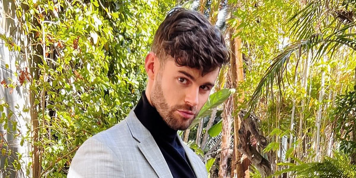 Meet Eric Guilmette, the Romance Novel Model Turned Vertical Drama Actor